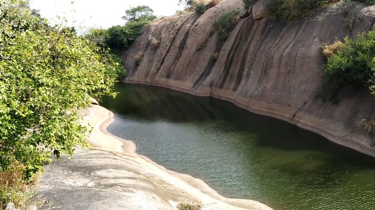 Ramanagara Hills - One day trip from Banaglore - Sholay Shooting Point